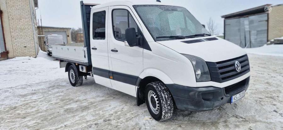 White Volkswagen Crafter 2012 in Kelme, with an engine capacity of 1.97 L and mileage of 210 thousand km for 10800 €, photo 1 on AUTOMOTO.COM.LV