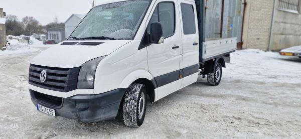 White Volkswagen Crafter 2012 in Kelme, with an engine capacity of 1.97 L and mileage of 210 thousand km for 10800 €, photo 3 on AUTOMOTO.COM.LV