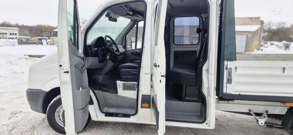 White Volkswagen Crafter 2012 in Kelme, with an engine capacity of 1.97 L and mileage of 210 thousand km for 10800 €, photo 10 on AUTOMOTO.COM.LV