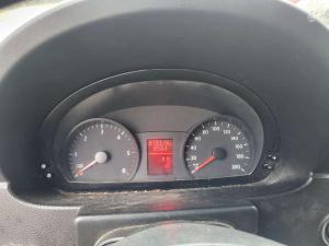 Balts Volkswagen Crafter 2012 Panevēža, ar dzinēja tilpumu 1.97 L un nobraukumu 879 tūkst. km par 3509 €, foto 12 vietnē AUTOMOTO.COM.LV