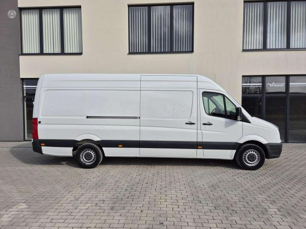 White Volkswagen Crafter 2012 in Marijampole, with an engine capacity of 1.97 L and mileage of 291 thousand km for 9000 €, photo 7 on AUTOMOTO.COM.LV