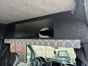 Balts Volkswagen Crafter 2012 Utena, ar dzinēja tilpumu 2.00 L un nobraukumu 360 tūkst. km par 12500 €, foto 11 vietnē AUTOMOTO.COM.LV