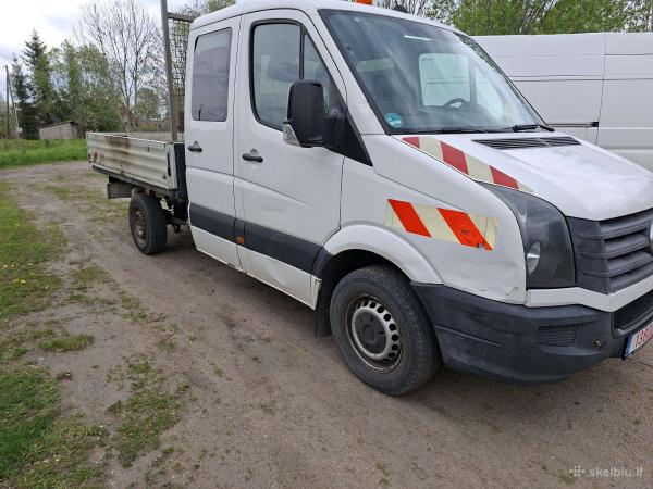Volkswagen Crafter 2012 in Klaipeda on AUTOMOTO.COM.LV White Volkswagen Crafter 2012 in Klaipeda, with an engine capacity of 2.00 L and mileage of 201 thousand km for 5500 €, photo 3 on AUTOMOTO.COM.LV