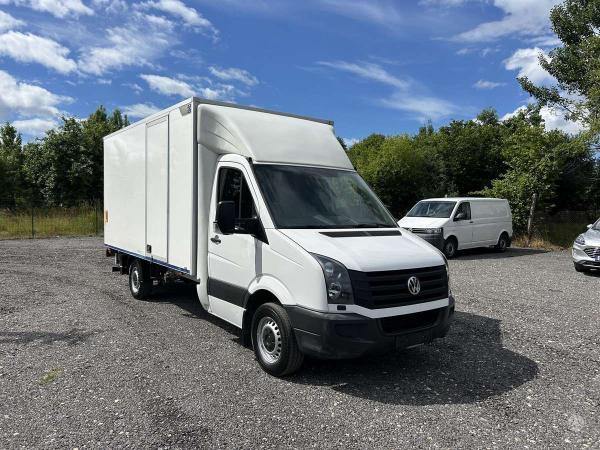 White Volkswagen Crafter 2013 in Kretinga, with an engine capacity of 1.97 L and mileage of 197 thousand km for 10650 €, photo 4 on AUTOMOTO.COM.LV
