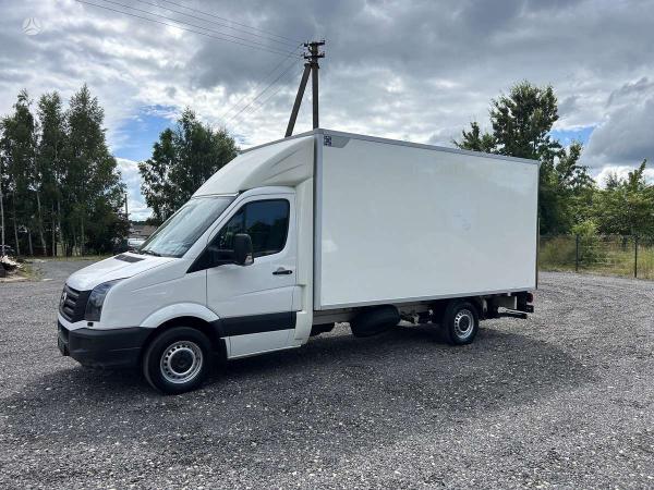 White Volkswagen Crafter 2013 in Kretinga, with an engine capacity of 1.97 L and mileage of 197 thousand km for 10650 €, photo 7 on AUTOMOTO.COM.LV