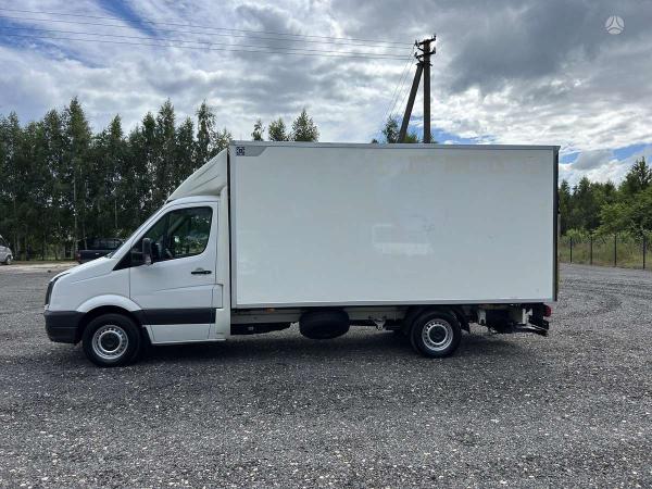 White Volkswagen Crafter 2013 in Kretinga, with an engine capacity of 1.97 L and mileage of 197 thousand km for 10650 €, photo 8 on AUTOMOTO.COM.LV