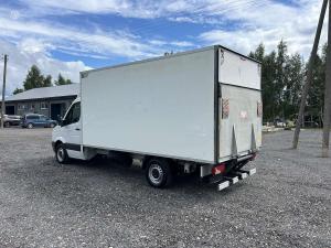 White Volkswagen Crafter 2013 in Kretinga, with an engine capacity of 1.97 L and mileage of 197 thousand km for 10650 €, photo 10 on AUTOMOTO.COM.LV