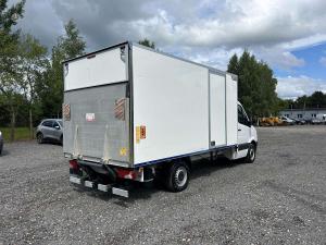 White Volkswagen Crafter 2013 in Kretinga, with an engine capacity of 1.97 L and mileage of 197 thousand km for 10650 €, photo 12 on AUTOMOTO.COM.LV