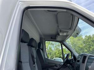 White Volkswagen Crafter 2013 in Kretinga, with an engine capacity of 1.97 L and mileage of 197 thousand km for 10650 €, photo 27 on AUTOMOTO.COM.LV
