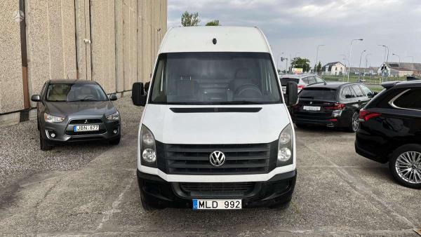 White Volkswagen Crafter 2013 in Klaipeda, with an engine capacity of 1.97 L and mileage of 174 thousand km for 8500 €, photo 2 on AUTOMOTO.COM.LV