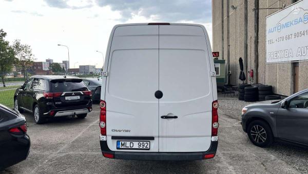 White Volkswagen Crafter 2013 in Klaipeda, with an engine capacity of 1.97 L and mileage of 174 thousand km for 8500 €, photo 5 on AUTOMOTO.COM.LV