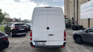 White Volkswagen Crafter 2013 in Klaipeda, with an engine capacity of 1.97 L and mileage of 174 thousand km for 8500 €, photo 6 on AUTOMOTO.COM.LV