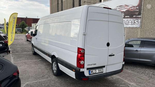 White Volkswagen Crafter 2013 in Klaipeda, with an engine capacity of 1.97 L and mileage of 174 thousand km for 8500 €, photo 6 on AUTOMOTO.COM.LV