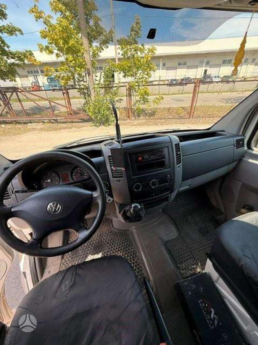 Balts Volkswagen Crafter 2013 Kauņa, ar dzinēja tilpumu 1.97 L un nobraukumu 494 tūkst. km par 4000 €, foto 7 vietnē AUTOMOTO.COM.LV