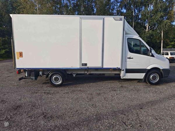 Volkswagen Crafter 2013 in Kretinga on AUTOMOTO.COM.LV White Volkswagen Crafter 2013 in Kretinga, with an engine capacity of 1.97 L and mileage of 198 thousand km for 9500 β¬, photo 3 on AUTOMOTO.COM.LV