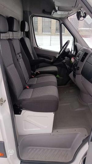 Balts Volkswagen Crafter 2014 Radviliškis, ar dzinēja tilpumu 1.97 L un nobraukumu 335 tūkst. km par 5600 €, foto 18 vietnē AUTOMOTO.COM.LV