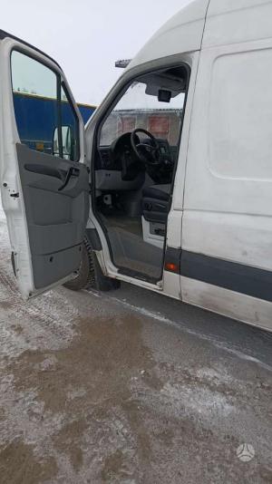 Balts Volkswagen Crafter 2014 Radviliškis, ar dzinēja tilpumu 1.97 L un nobraukumu 335 tūkst. km par 5600 €, foto 19 vietnē AUTOMOTO.COM.LV