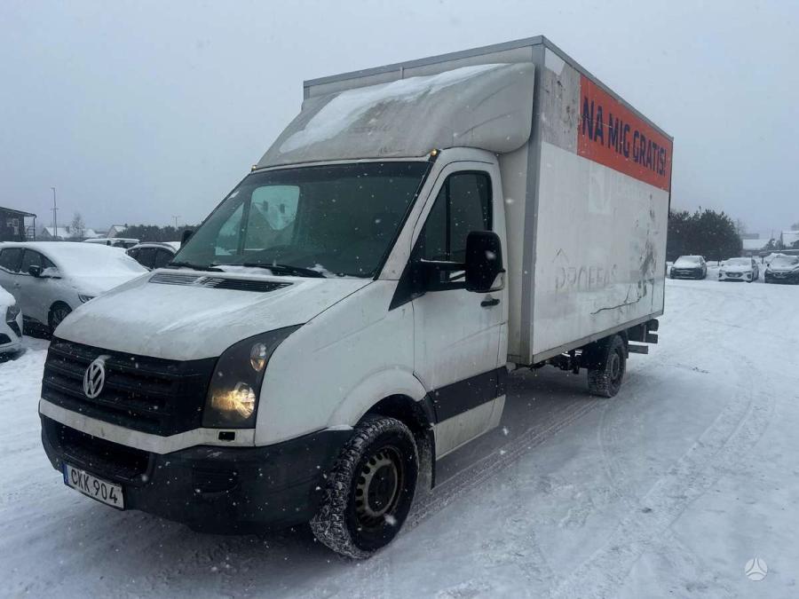 White Volkswagen Crafter 2014 in Taurage, with an engine capacity of 2.00 L and mileage of 164 thousand km for 8500 €, photo 1 on AUTOMOTO.COM.LV