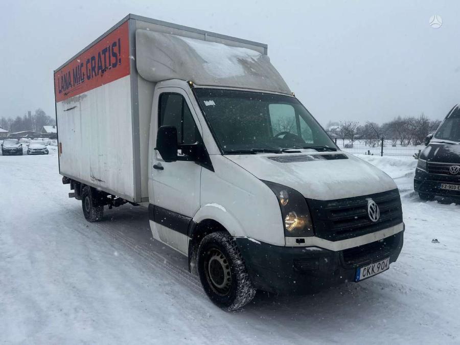 White Volkswagen Crafter 2014 in Taurage, with an engine capacity of 2.00 L and mileage of 164 thousand km for 8500 €, photo 2 on AUTOMOTO.COM.LV