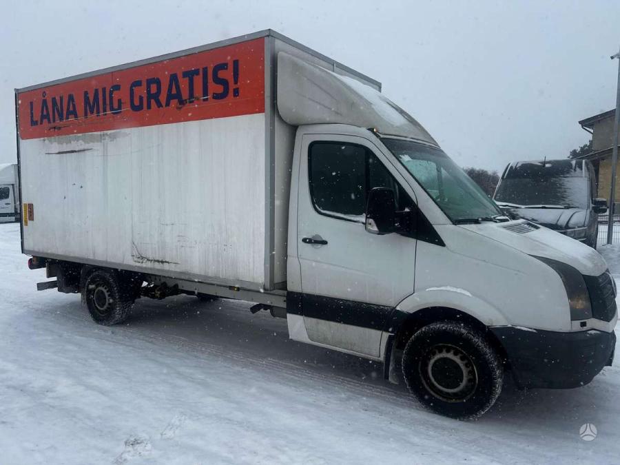 White Volkswagen Crafter 2014 in Taurage, with an engine capacity of 2.00 L and mileage of 164 thousand km for 8500 €, photo 3 on AUTOMOTO.COM.LV