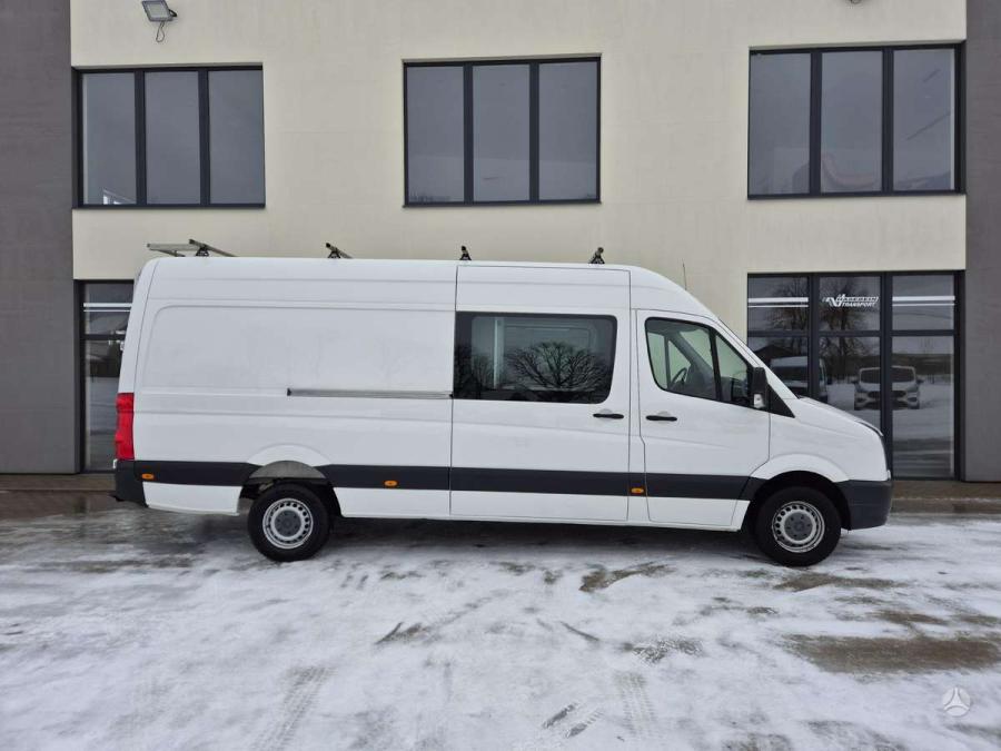 White Volkswagen Crafter 2014 in Marijampole, with an engine capacity of 1.97 L and mileage of 244 thousand km for 14500 €, photo 4 on AUTOMOTO.COM.LV