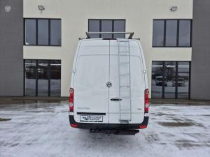 White Volkswagen Crafter 2014 in Marijampole, with an engine capacity of 1.97 L and mileage of 244 thousand km for 14500 €, photo 7 on AUTOMOTO.COM.LV