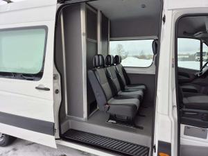 White Volkswagen Crafter 2014 in Marijampole, with an engine capacity of 1.97 L and mileage of 244 thousand km for 14500 €, photo 22 on AUTOMOTO.COM.LV