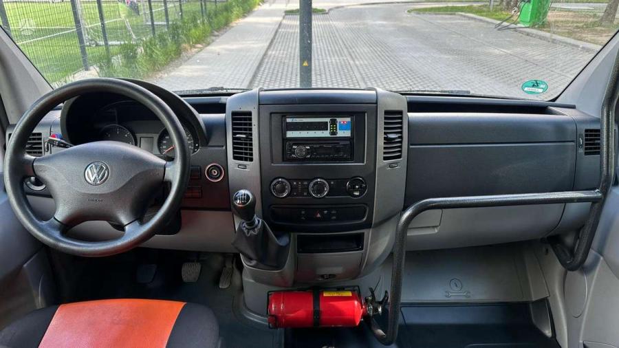 Balts Volkswagen Crafter 2014 Viļņa, ar dzinēja tilpumu 1.97 L un nobraukumu 335 tūkst. km par 10500 €, foto 19 vietnē AUTOMOTO.COM.LV