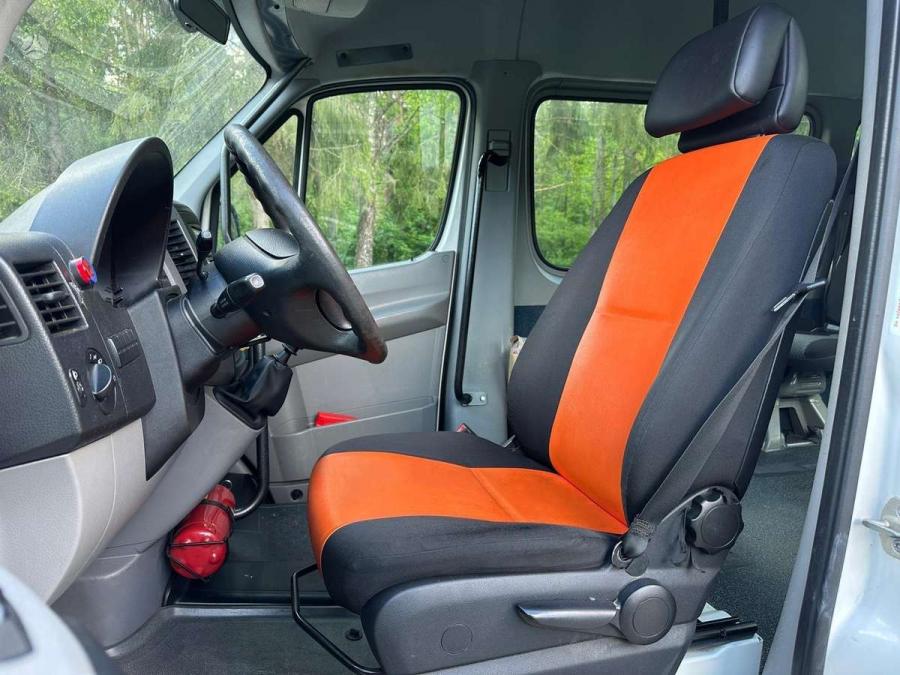 Balts Volkswagen Crafter 2014 Viļņa, ar dzinēja tilpumu 1.97 L un nobraukumu 335 tūkst. km par 10500 €, foto 25 vietnē AUTOMOTO.COM.LV