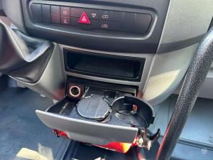 Balts Volkswagen Crafter 2014 Viļņa, ar dzinēja tilpumu 1.97 L un nobraukumu 335 tūkst. km par 10500 €, foto 30 vietnē AUTOMOTO.COM.LV