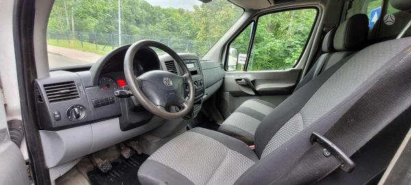 White Volkswagen Crafter 2014 in Elektrenai, with an engine capacity of 2.00 L and mileage of 289 thousand km for 2950 €, photo 8 on AUTOMOTO.COM.LV
