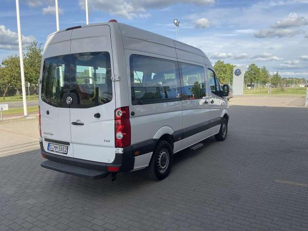 White Volkswagen Crafter 2014 in Siauliai, with an engine capacity of 1.97 L and mileage of 184 thousand km for 12990 €, photo 5 on AUTOMOTO.COM.LV