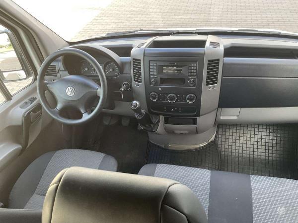 White Volkswagen Crafter 2014 in Siauliai, with an engine capacity of 1.97 L and mileage of 184 thousand km for 12990 €, photo 9 on AUTOMOTO.COM.LV