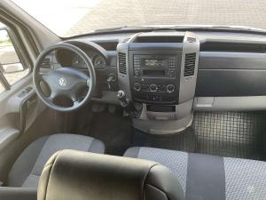 Balts Volkswagen Crafter 2014 Šauļi, ar dzinēja tilpumu 1.97 L un nobraukumu 184 tūkst. km par 12990 €, foto 10 vietnē AUTOMOTO.COM.LV