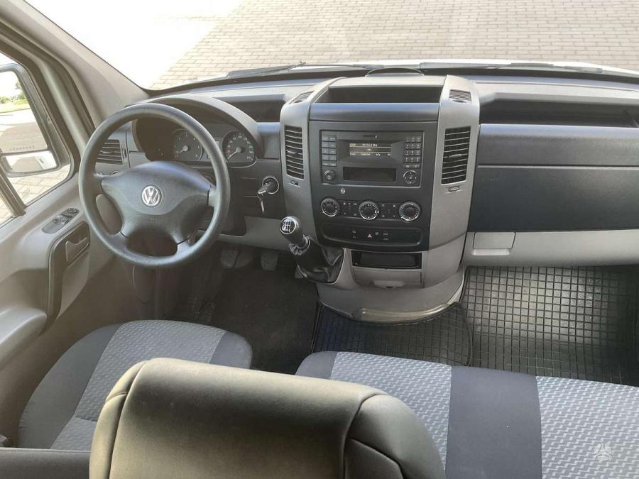 Balts Volkswagen Crafter 2014 Šauļi, ar dzinēja tilpumu 1.97 L un nobraukumu 184 tūkst. km par 12990 €, foto 10 vietnē AUTOMOTO.COM.LV