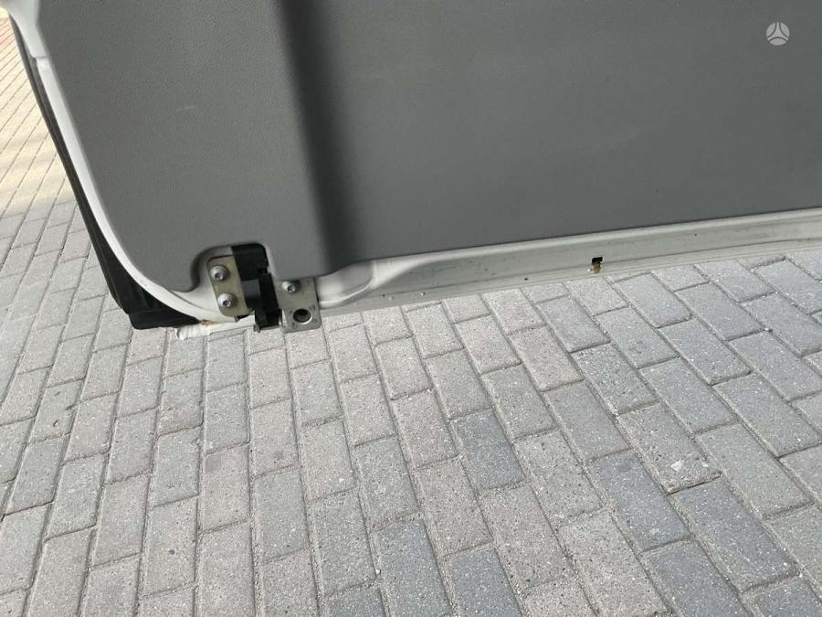 Balts Volkswagen Crafter 2014 Šauļi, ar dzinēja tilpumu 1.97 L un nobraukumu 184 tūkst. km par 12990 €, foto 21 vietnē AUTOMOTO.COM.LV