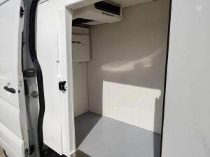 White Volkswagen Crafter 2014 in Klaipeda, with an engine capacity of 2.00 L and mileage of 342 thousand km for 8000 €, photo 6 on AUTOMOTO.COM.LV
