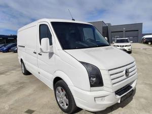 White Volkswagen Crafter 2014 in Klaipeda, with an engine capacity of 2.00 L and mileage of 342 thousand km for 8000 €, photo 9 on AUTOMOTO.COM.LV