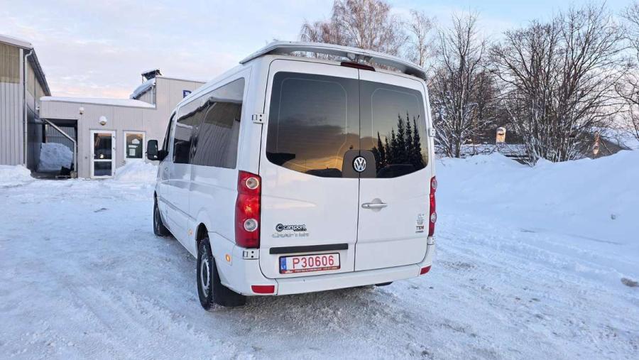 White Volkswagen Crafter 2015 in Klaipeda, with an engine capacity of 2.00 L and mileage of 231 thousand km for 11890 €, photo 6 on AUTOMOTO.COM.LV