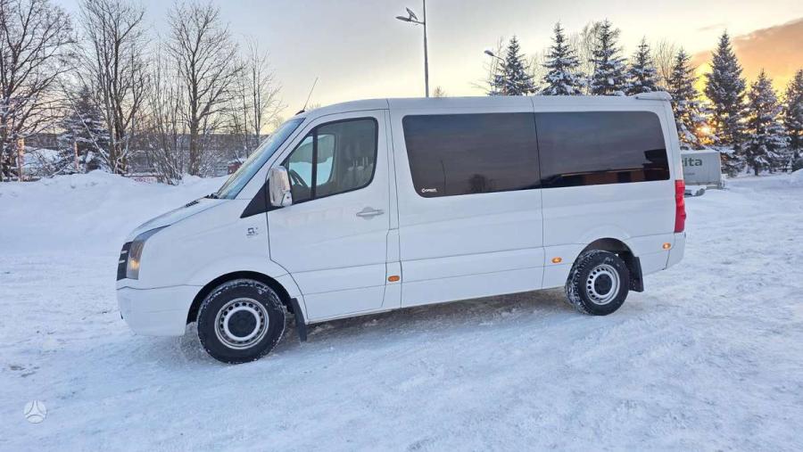 White Volkswagen Crafter 2015 in Klaipeda, with an engine capacity of 2.00 L and mileage of 231 thousand km for 11890 €, photo 27 on AUTOMOTO.COM.LV