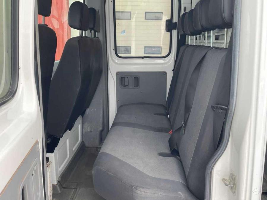 Balts Volkswagen Crafter 2015 Ukmergė, ar dzinēja tilpumu 1.97 L un nobraukumu 223 tūkst. km par 14900 €, foto 8 vietnē AUTOMOTO.COM.LV