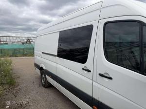 White Volkswagen Crafter 2015 in Vilnius, with an engine capacity of 1.97 L and mileage of 400 thousand km for 9922 €, photo 6 on AUTOMOTO.COM.LV