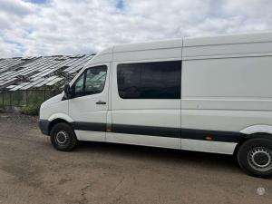 White Volkswagen Crafter 2015 in Vilnius, with an engine capacity of 1.97 L and mileage of 400 thousand km for 9922 €, photo 13 on AUTOMOTO.COM.LV
