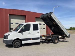 White Volkswagen Crafter 2015 in Ukmerge, with an engine capacity of 1.97 L and mileage of 223 thousand km for 10500 €, photo 6 on AUTOMOTO.COM.LV