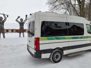 White Volkswagen Crafter 2016 in Jurbarkas, with an engine capacity of 2.00 L and mileage of 172 thousand km for 16800 €, photo 16 on AUTOMOTO.COM.LV
