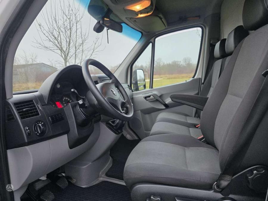 Balts Volkswagen Crafter 2016 Šauļi, ar dzinēja tilpumu 2.00 L un nobraukumu 280 tūkst. km par 13800 €, foto 11 vietnē AUTOMOTO.COM.LV