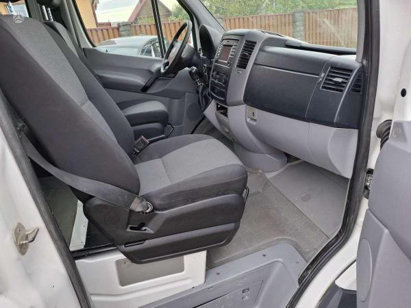 Balts Volkswagen Crafter 2016 Rokiškis, ar dzinēja tilpumu 2.00 L un nobraukumu 280 tūkst. km par 7900 €, foto 9 vietnē AUTOMOTO.COM.LV
