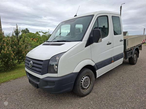 White Volkswagen Crafter 2016 in Rokiskis, with an engine capacity of 2.00 L and mileage of 280 thousand km for 7900 €, photo 2 on AUTOMOTO.COM.LV
