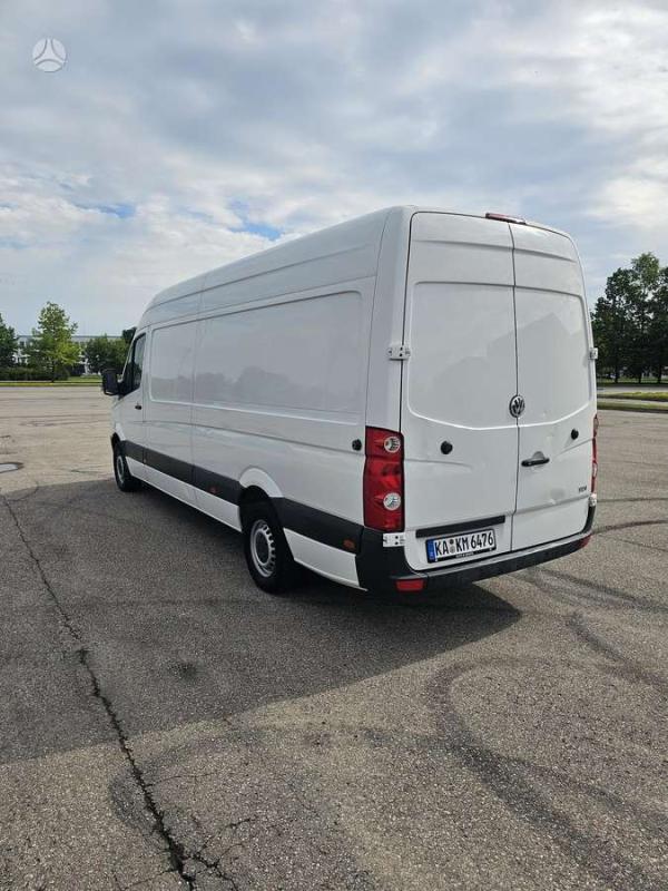 White Volkswagen Crafter 2016 in Kaunas, with an engine capacity of 2.00 L and mileage of 207 thousand km for 9999 €, photo 7 on AUTOMOTO.COM.LV