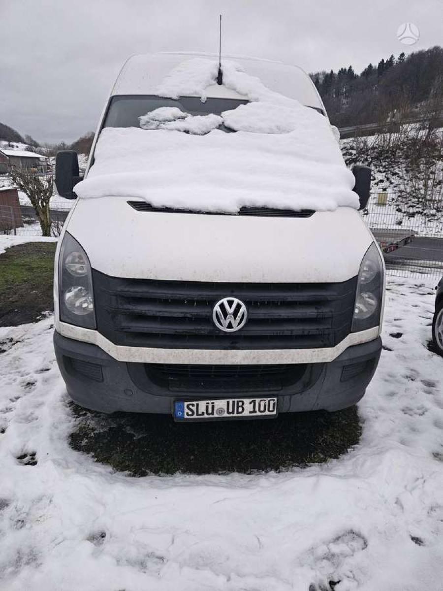 White Volkswagen Crafter 2017 in Utena, with an engine capacity of 2.00 L and mileage of 247 thousand km for 4999 €, photo 1 on AUTOMOTO.COM.LV